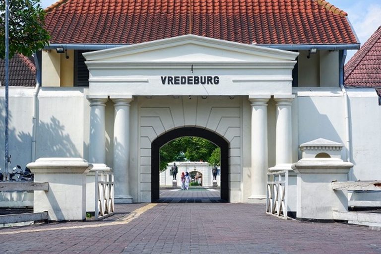 Benteng Vredeburg: Saksi Bisu Sejarah dan Wajah Baru Pariwisata